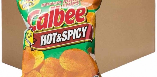 Calbee Potato Chips Hot & Spicy 25g (30 packets)